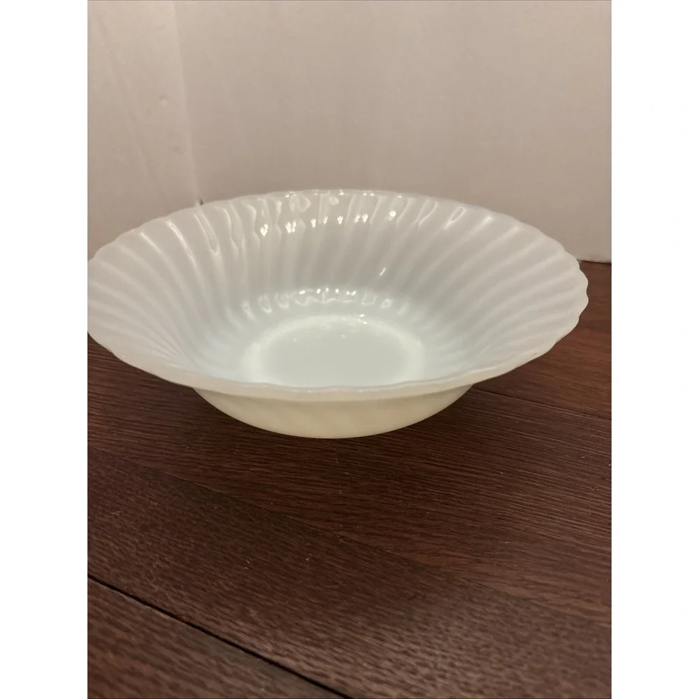 Anchor Hocking | Dining | Vintage Anchor Hocking Fire King Milk Glass ...